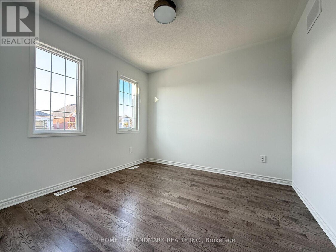 7 Moss Dr, Markham, ON L6C 1N3 - Maison de Ville à Louer à Markham, ON ...