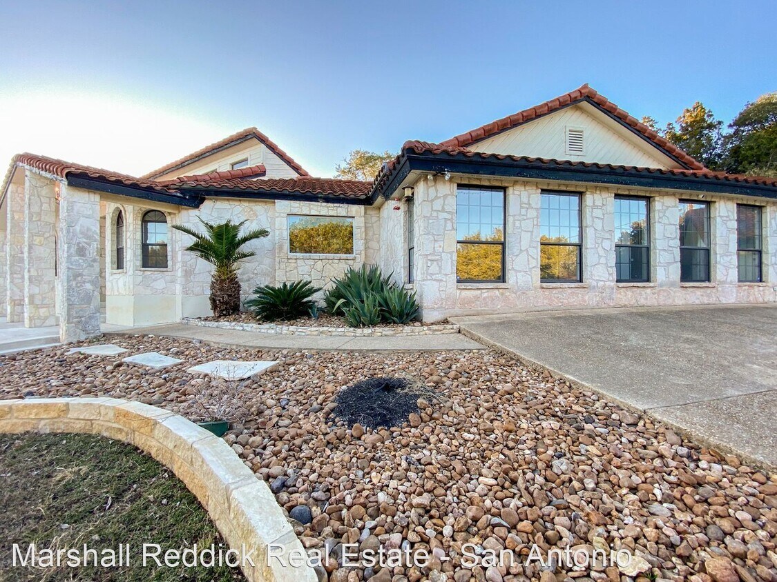 715 Sunrise Trail, Spring Branch, TX 78070 - House Rental in Spring ...