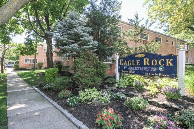 Eagle Rock Apartments Carle Place