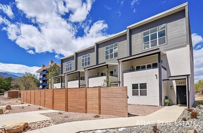 Skyway Park Estates Apartments for Rent with a Garage - Colorado ...