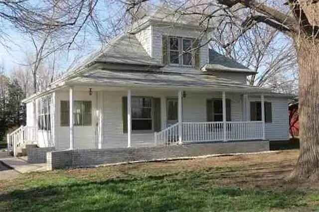 104 E Logan St, Brainard, NE 68626 - House Rental in Brainard, NE ...