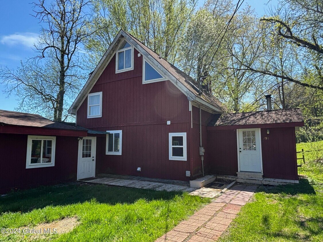 792 NY-29, Saratoga Springs, NY 12866 - House Rental in Saratoga ...