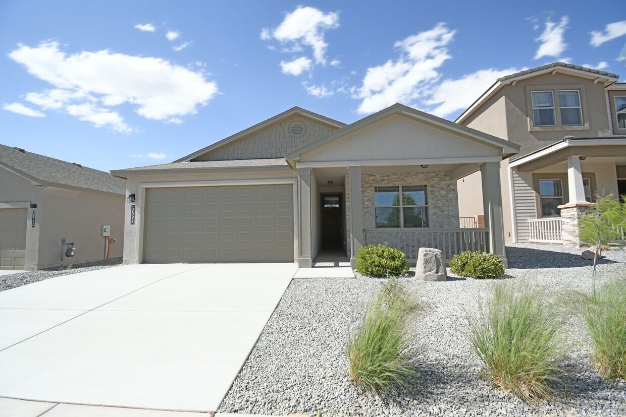 2594 Camino Plata Loop NE, Rio Rancho, NM 87144 - House Rental in Rio ...