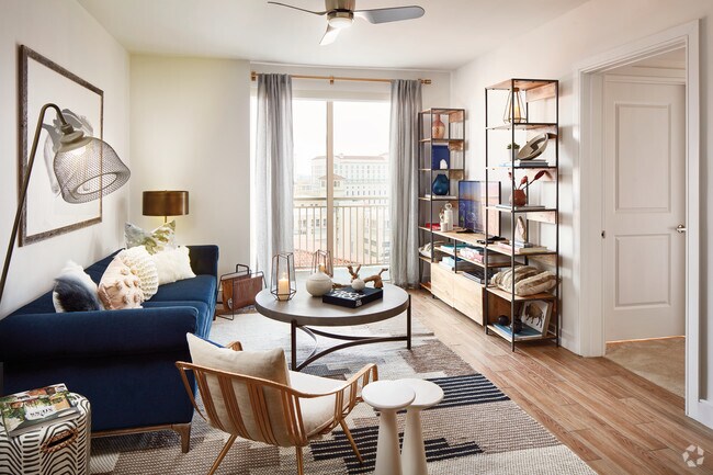 Motion at Dadeland - Apartments in Miami, FL | Apartments.com