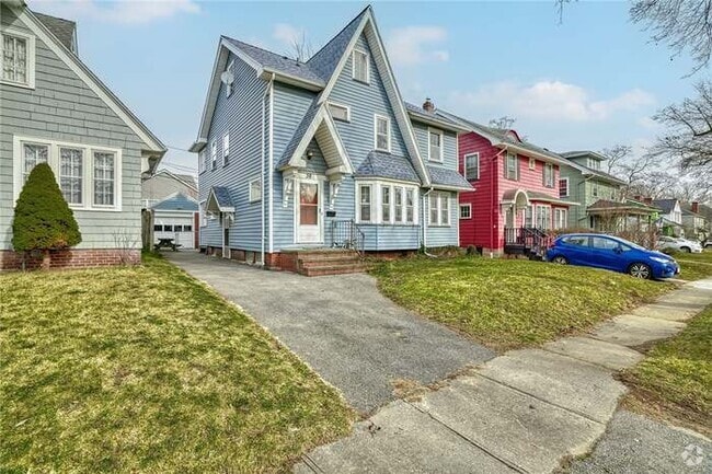 19Th Ward Apartments for Rent with Extra Storage - Rochester, NY - 2 ...