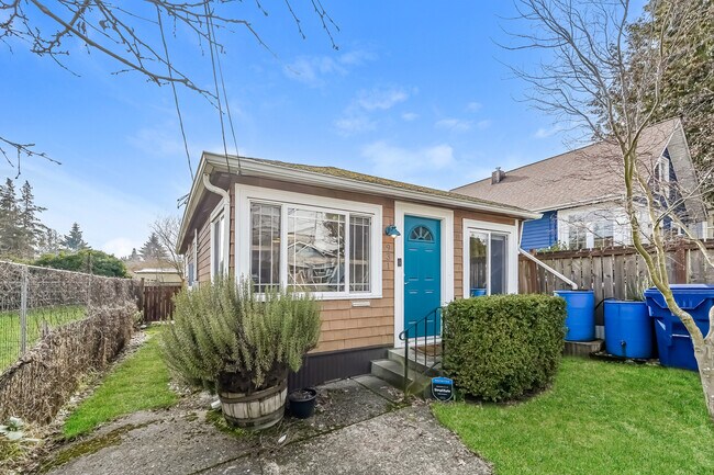 931 N 93rd St, Seattle, WA 98103 - House Rental in Seattle, WA ...