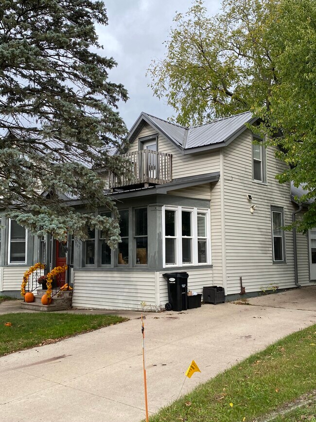 627 Germania St Unit 627.5 Germania St, Eau Claire, WI 54703 - 627 ...