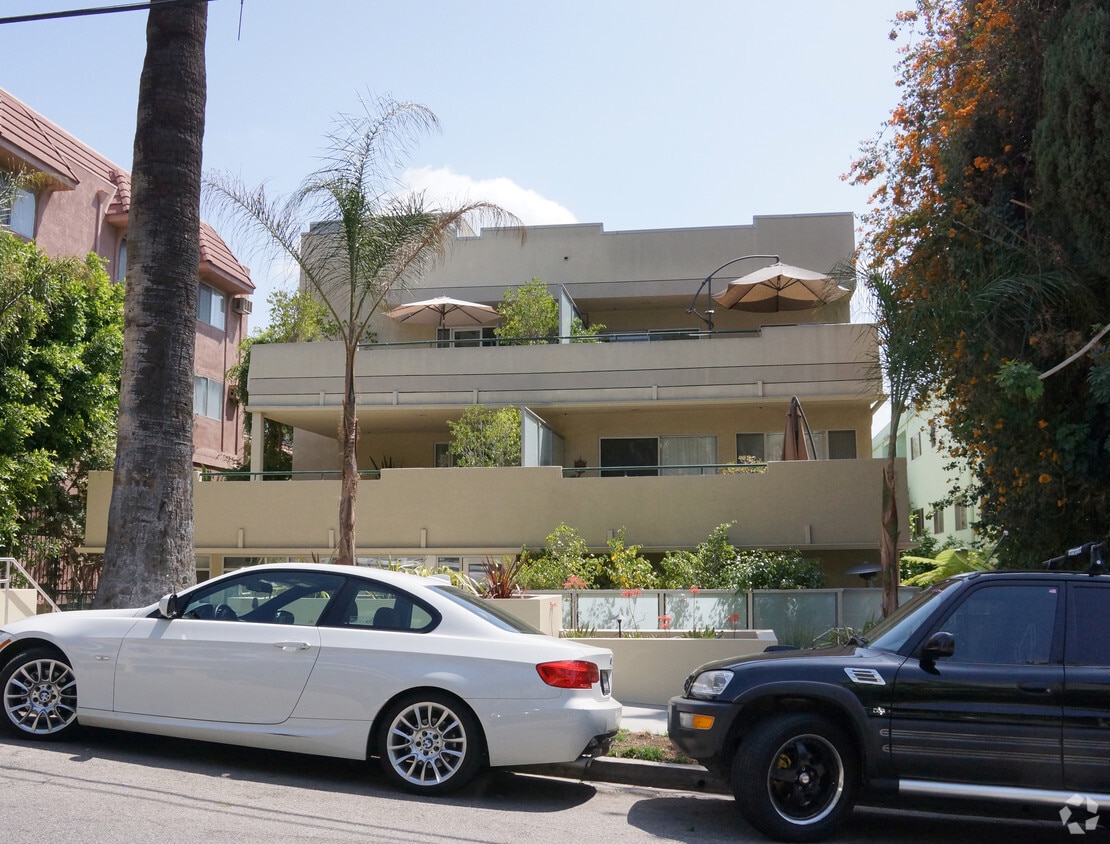 939 Palm Avenue - 939 Palm Ave West Hollywood, CA 90069 | Apartments.com