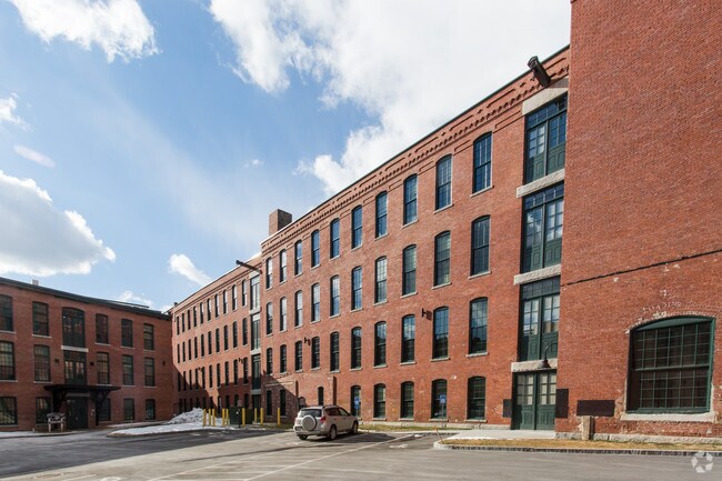 Junction Shop Lofts Rentals - Worcester, MA | Apartments.com
