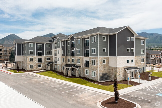 Retreat at South Haven Farms Apartments - 1361 E 50 South Payson, UT ...