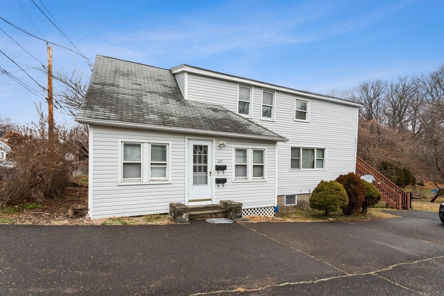 277 Berkeley Rd Unit 2, Fairfield, CT 06825 | Apartments.com
