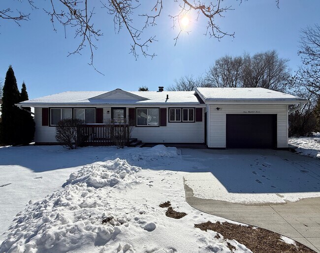Homes for Rent in 53587 - South Wayne, WI | Apartments.com