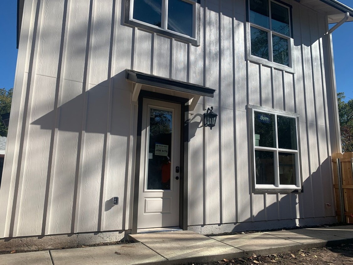 149 W 21St St Unit 149 W 21 st -2, Chico, CA 95928 - Room for Rent in ...