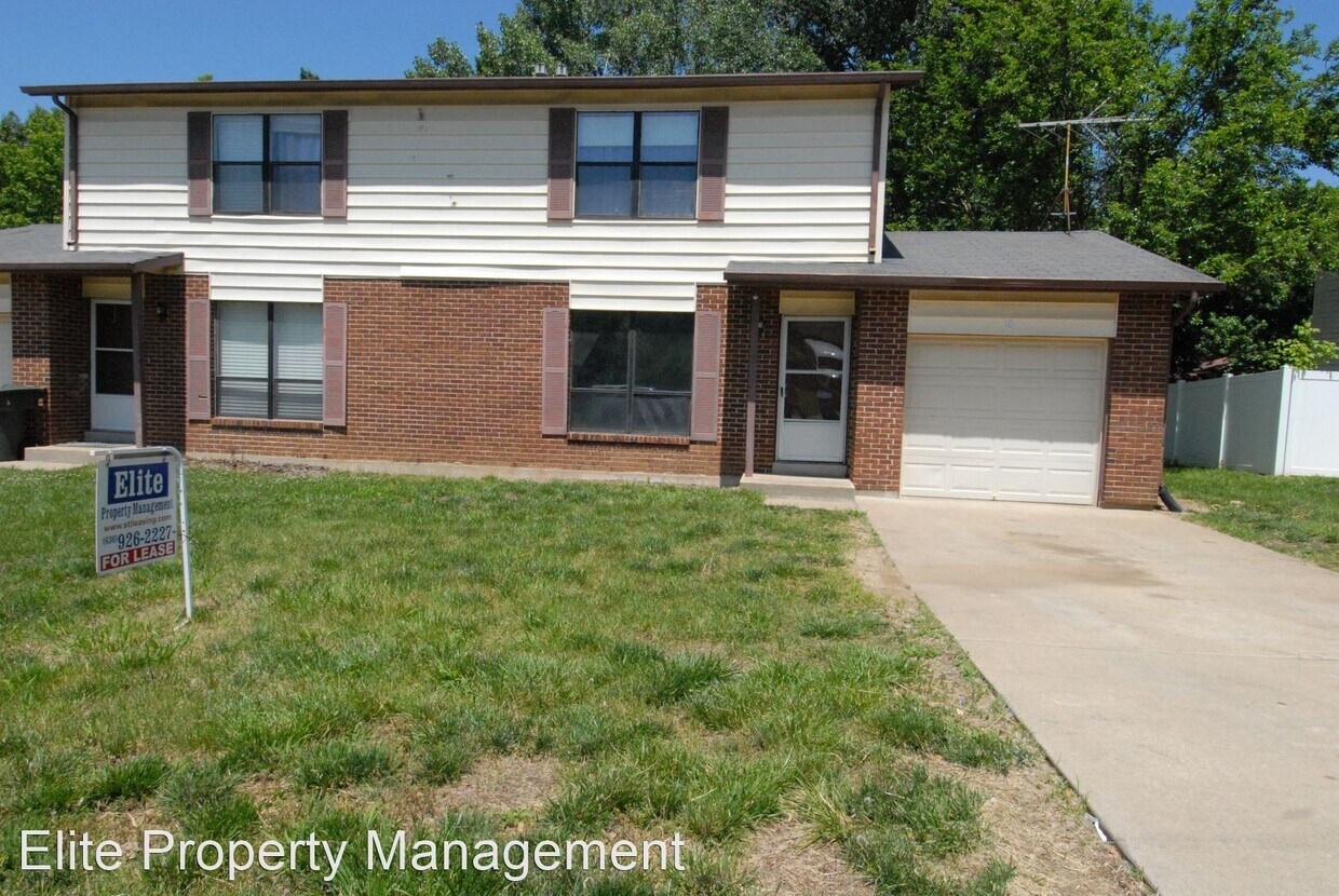 25 Coach Dr, St. Peters, MO 63376 - House Rental in St. Peters, MO ...