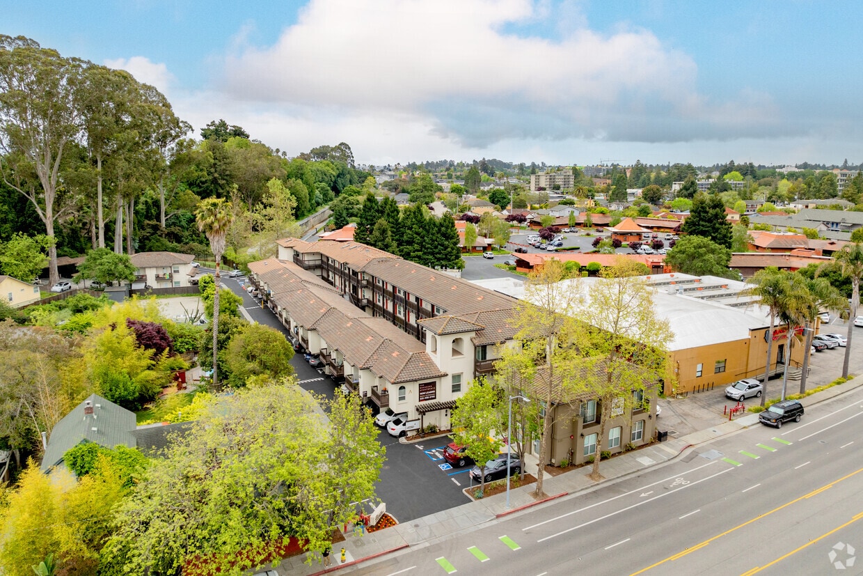 The Breakers - 630 Water St Santa Cruz, CA 95060 | Apartments.com