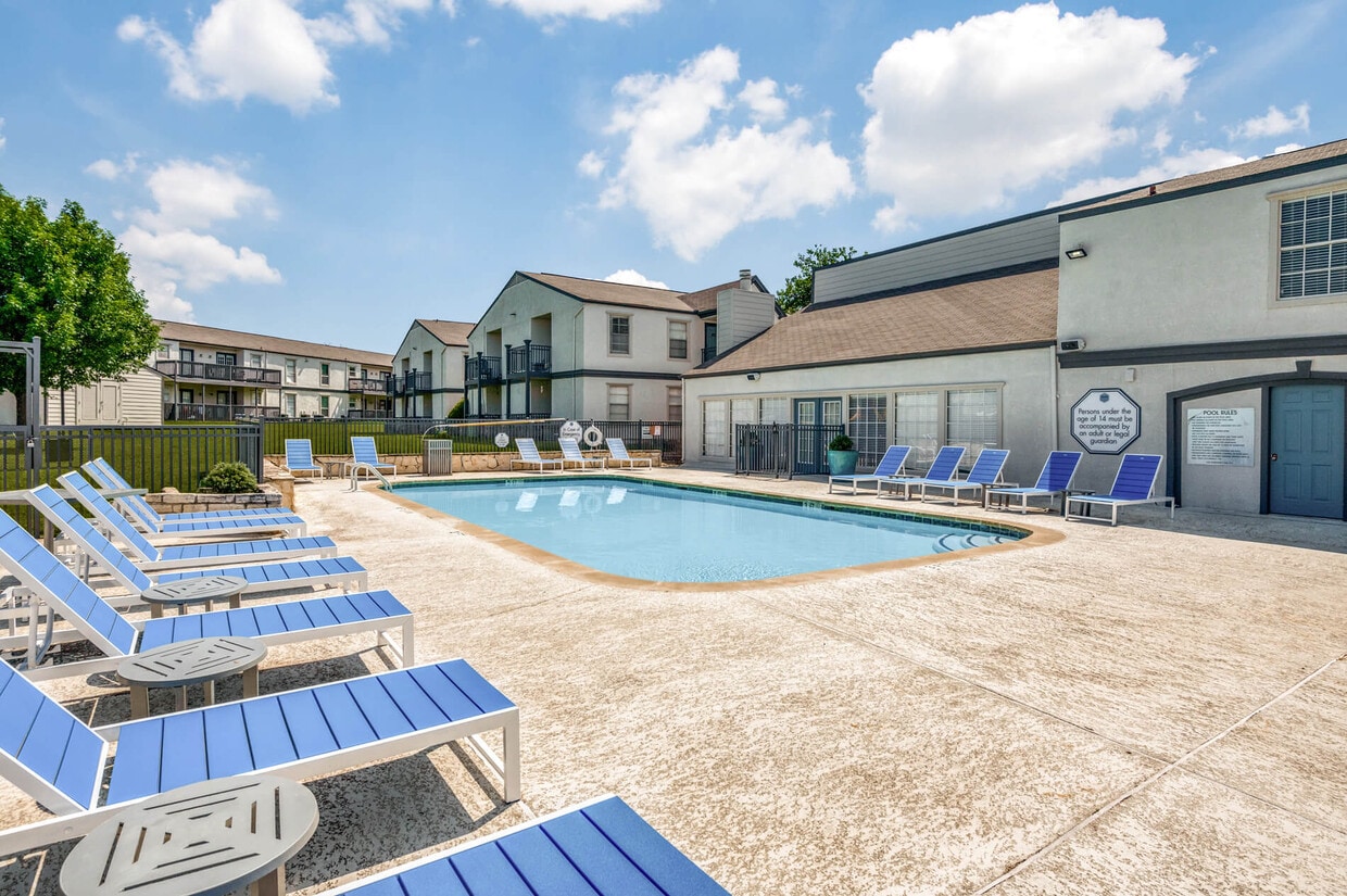 Addison Apartments at the Park - 3925 Vitruvian Way Addison, TX 75001 ...