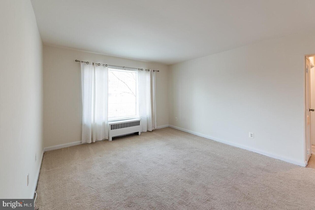 10415 Montrose Ave Unit M-301, Bethesda, MD 20814 - Room for Rent in ...