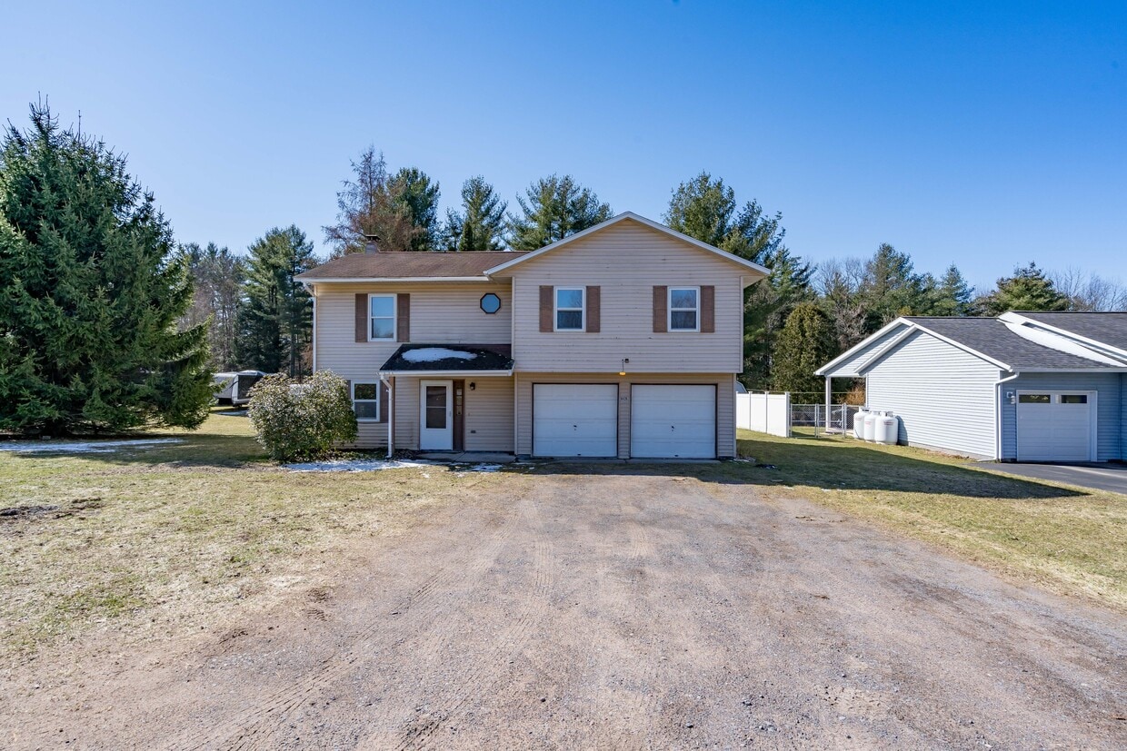 6426 Crestview Dr, Lowville, NY 13367 - House Rental in Lowville, NY ...