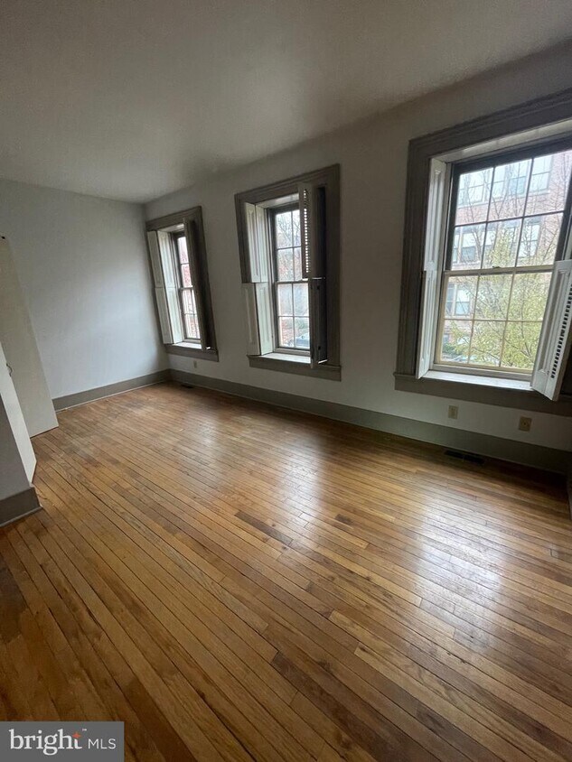 222 Warren Ave Unit 1F, Baltimore, MD 21230 - Room for Rent in ...