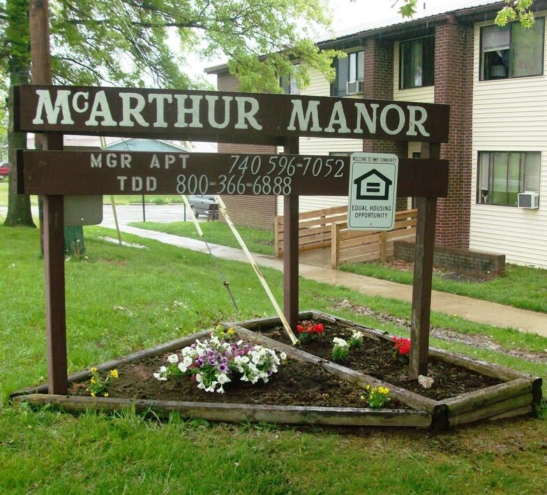 McArthur Manor Apartments - 580 N Market St Mc Arthur, OH 45651 ...