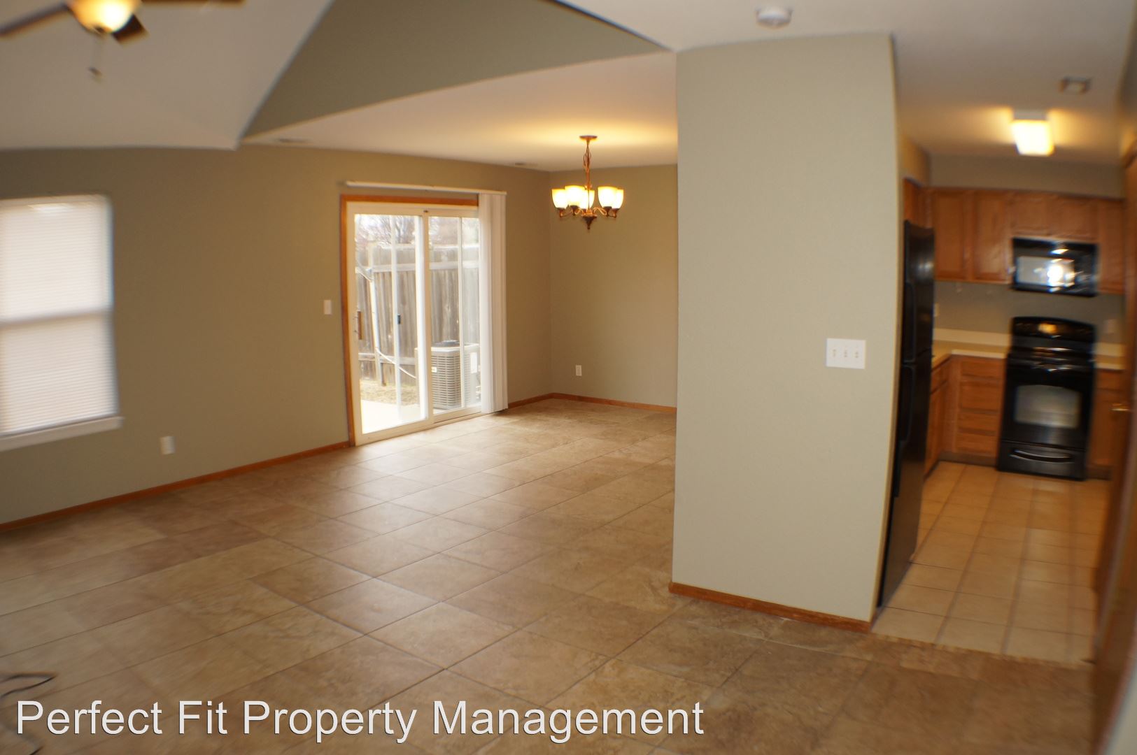 2907 Crestline Dr, Lawrence, KS 66047 - House Rental in Lawrence, KS ...