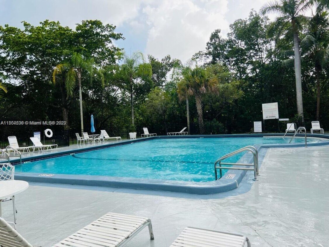 17890 W Dixie Hwy Unit 305, Miami, FL 33160 - Condo for Rent in Miami ...