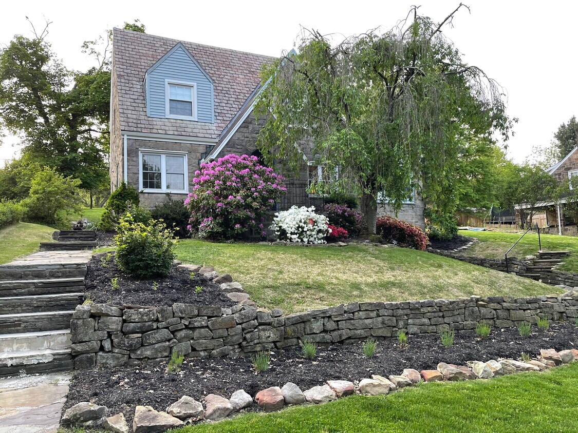 11537 Clematis Blvd, Pittsburgh, PA 15235 - House Rental in Pittsburgh ...