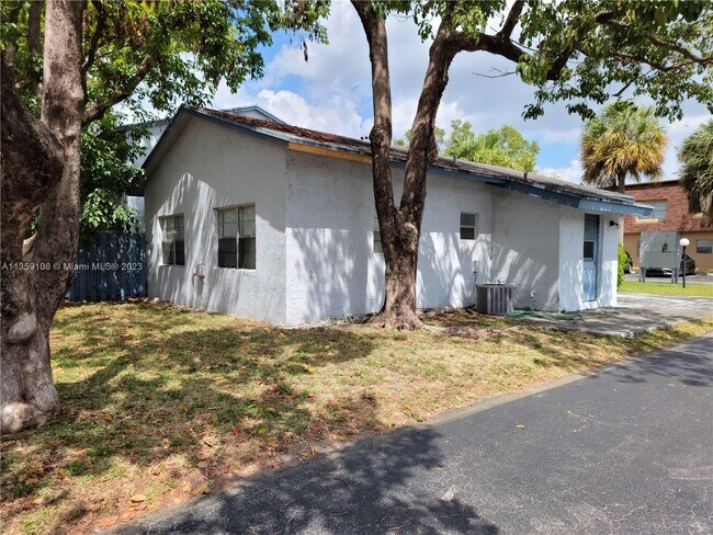 7175 W Sunrise Blvd, Plantation, FL 33313 - House Rental in Plantation ...