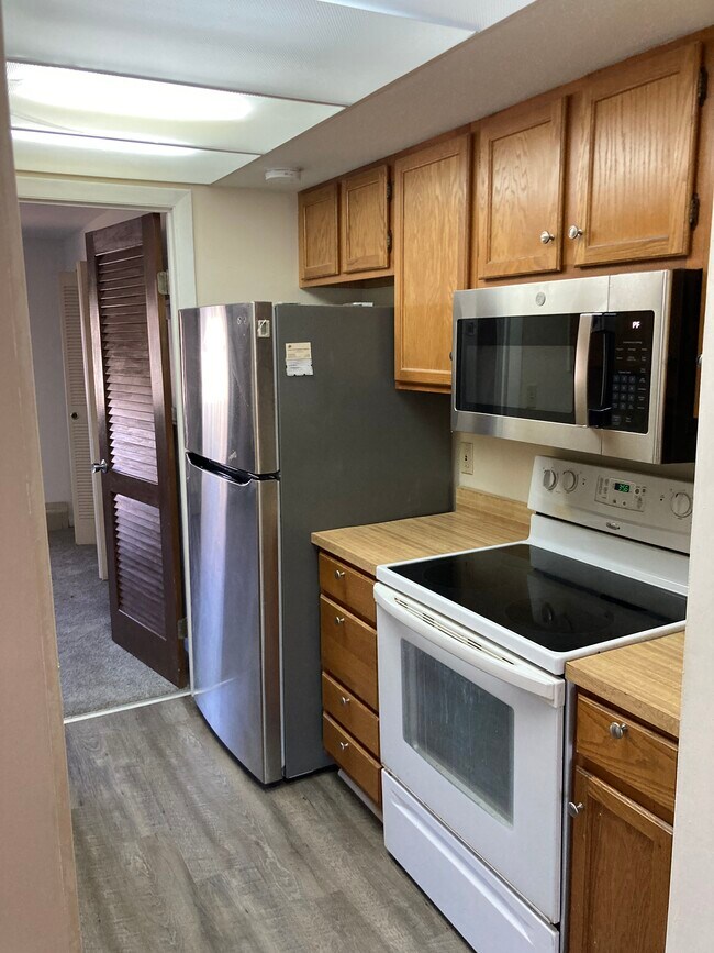 804 Cocheco Ct Unit 804 Cocheco, Dover, NH 03820 - Condo for Rent in ...