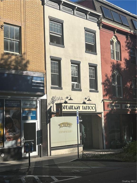 25 N Division St, Peekskill, NY 10566 - Room for Rent in Peekskill, NY ...