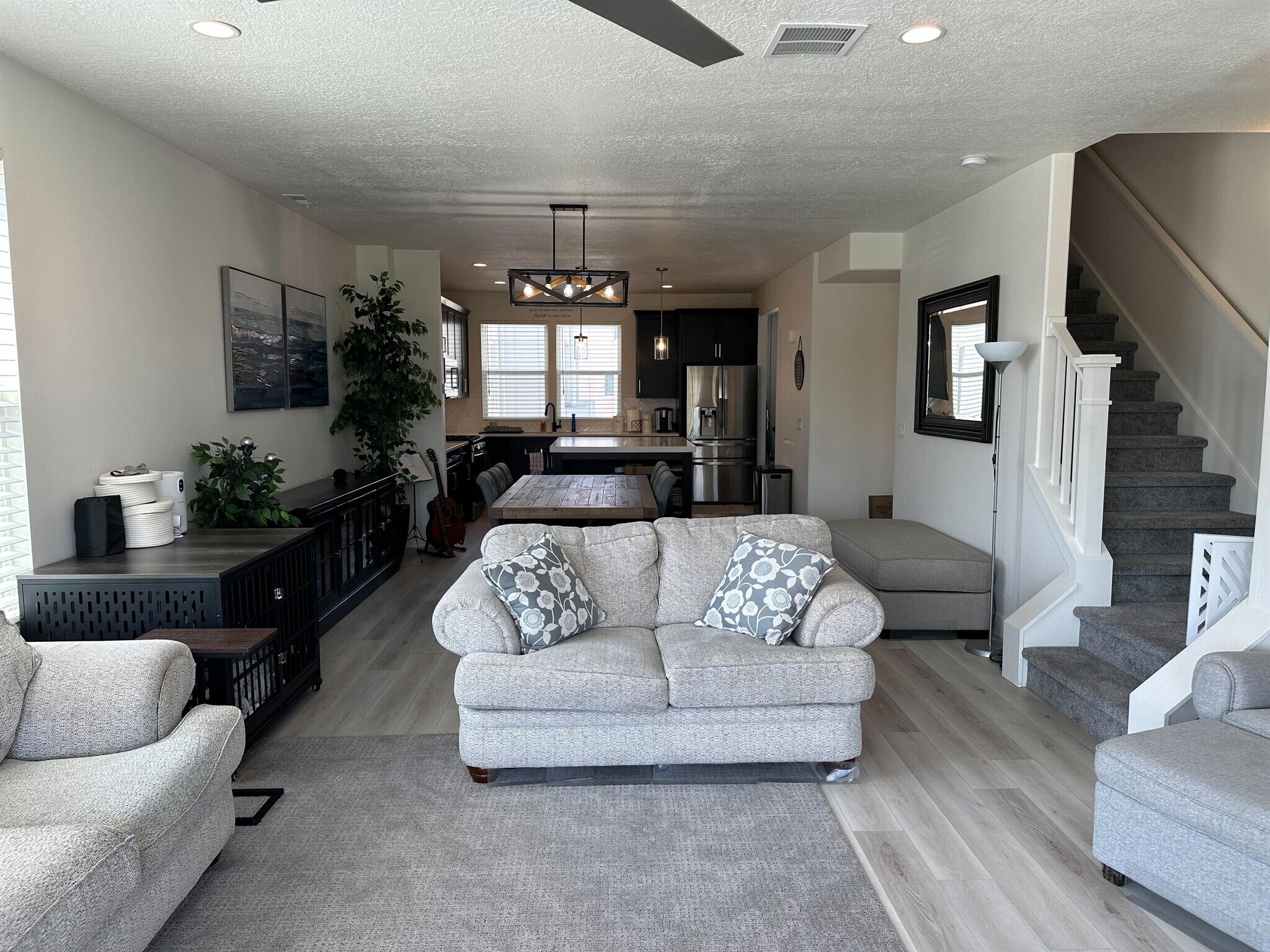 4672 Vermillion Dr, South Jordan, UT 84009 - Townhome Rentals in South ...