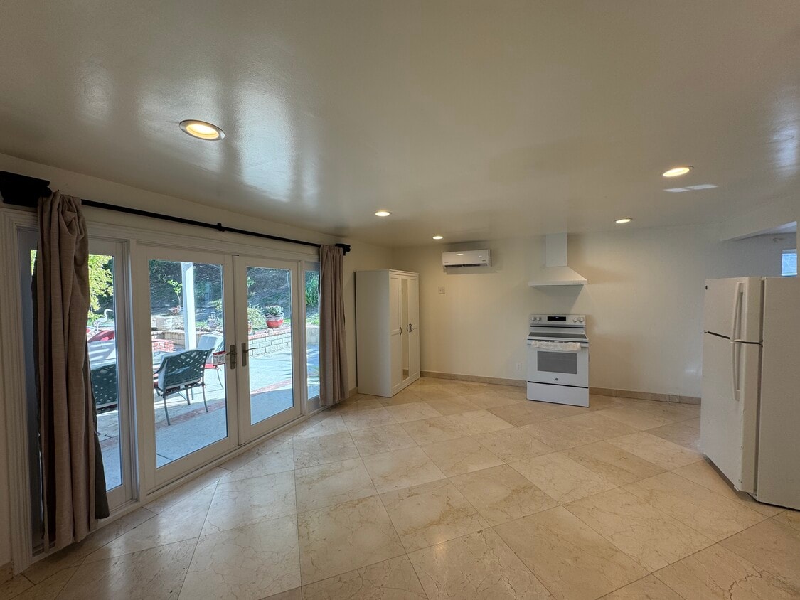 22924 De Kalb Dr, Calabasas, CA 91302 - House Rental in Calabasas, CA ...