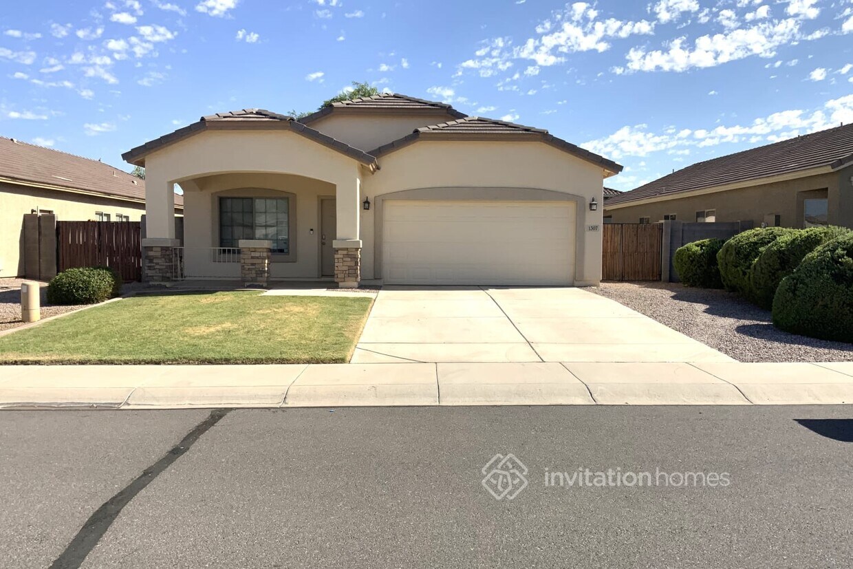 1307 W Brangus Way, Queen Creek, AZ 85143 | Apartments.com