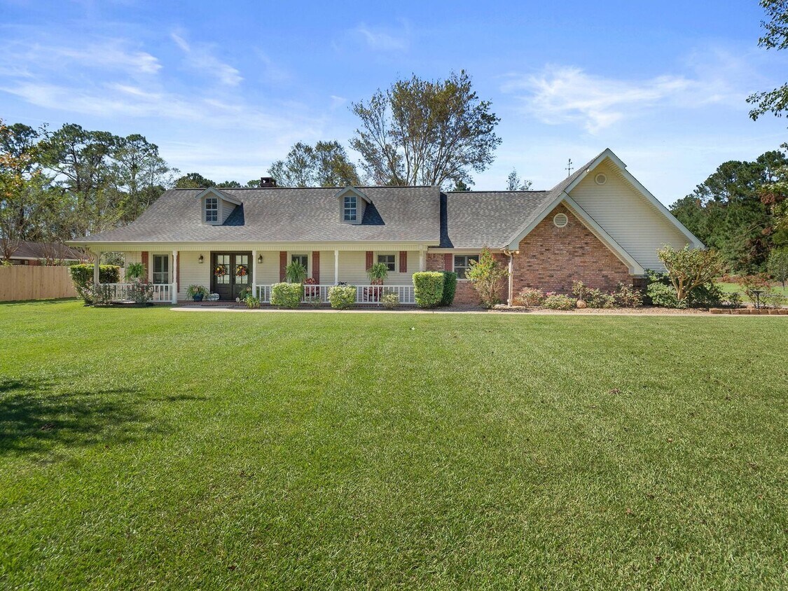 1013 S Texas St, DeRidder, LA 70634 - House Rental in DeRidder, LA ...