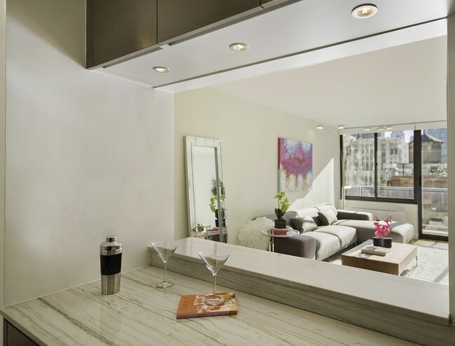 The Ritz Plaza Rentals - New York, NY | Apartments.com