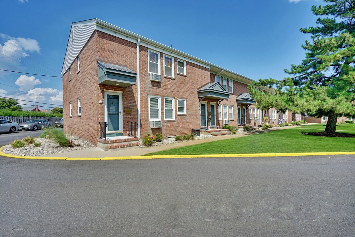 310 Maryland Ave Unit 20a, Point Pleasant Beach, NJ 08742 - Condo for ...