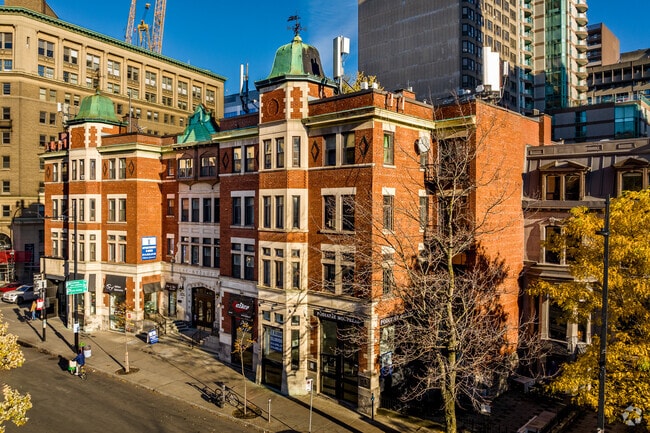 Château Grosvenor Apartments - 1600-1620 Sherbrooke Rue Montréal, QC ...