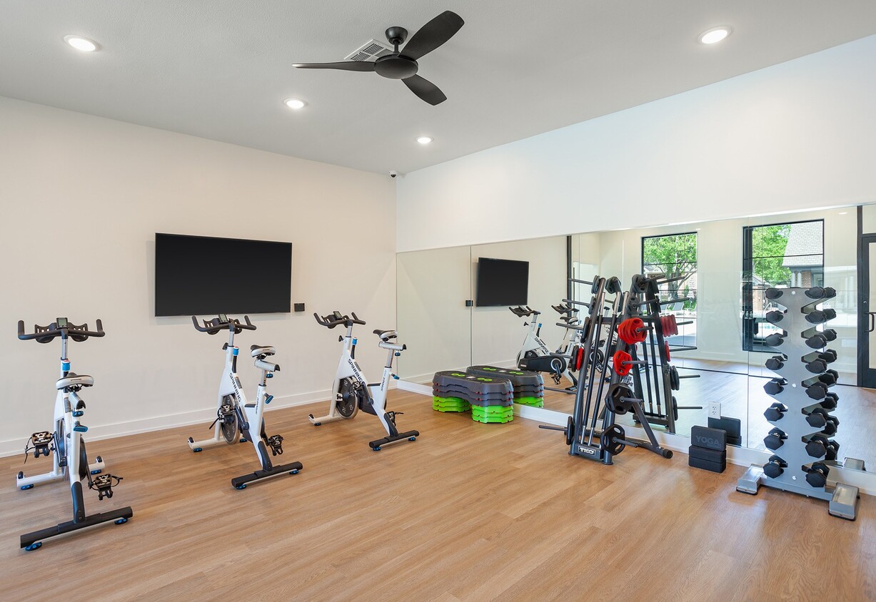 Lexington Farms - 8500 W 131st Pl Overland Park, KS 66213 | Apartments.com