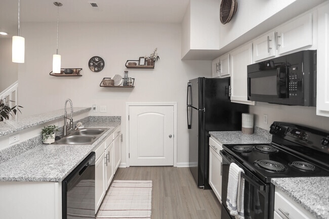 16 Tech Apartments for Rent with a Dog Park - Indianapolis, IN ...
