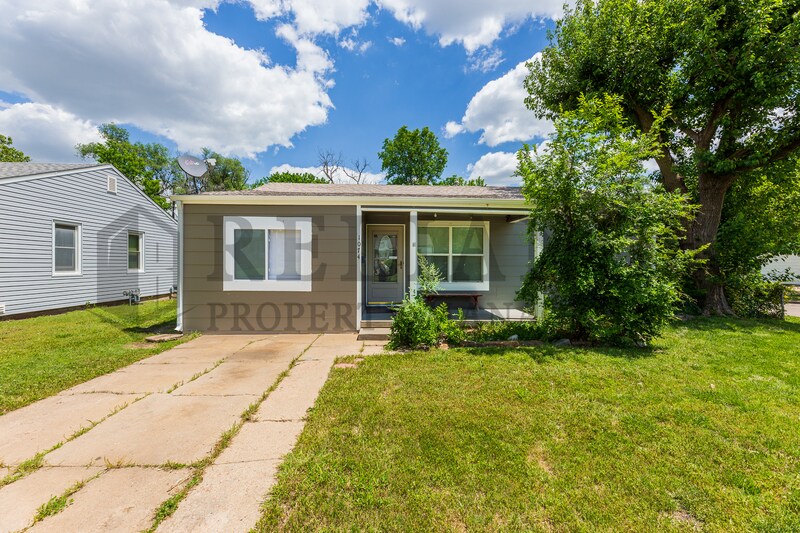 1074 Silverdale Ct, Wichita, KS 67218 - House Rental in Wichita, KS ...