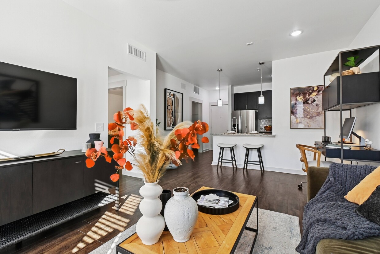 Junction 15 - 930 E 15th St Plano, TX 75074 | Apartments.com