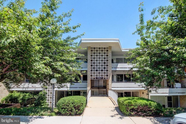 7500 Spring Lake Dr Unit B-2, Bethesda, MD 20817 - Condo for Rent in ...