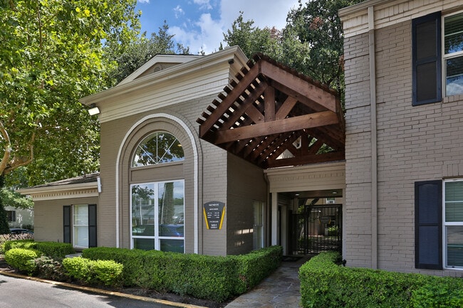 The Monroe - Apartments in Dallas, TX | Apartments.com