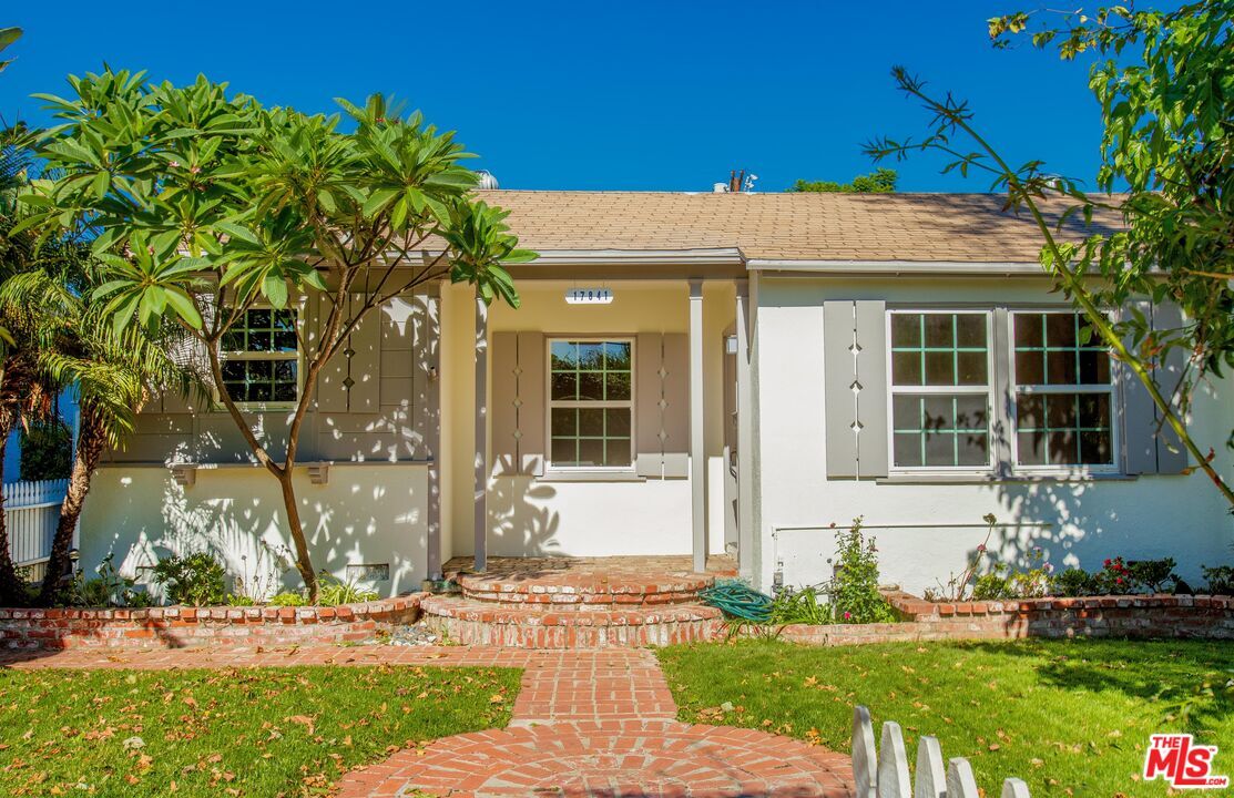 17841 Welby Way, Los Angeles, CA 91335 - House Rental in Los Angeles ...