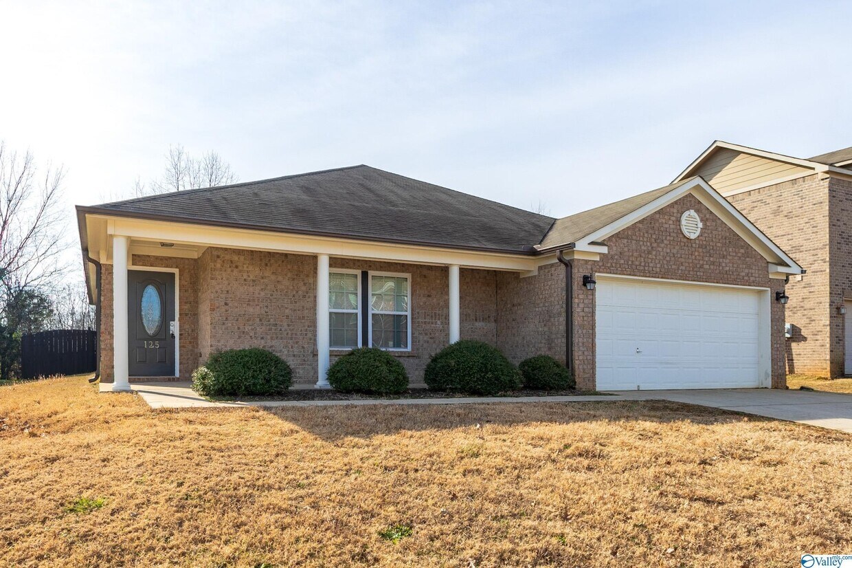 125 Maple Ridge Blvd NW, Madison, AL 35757 - House Rental in Madison ...