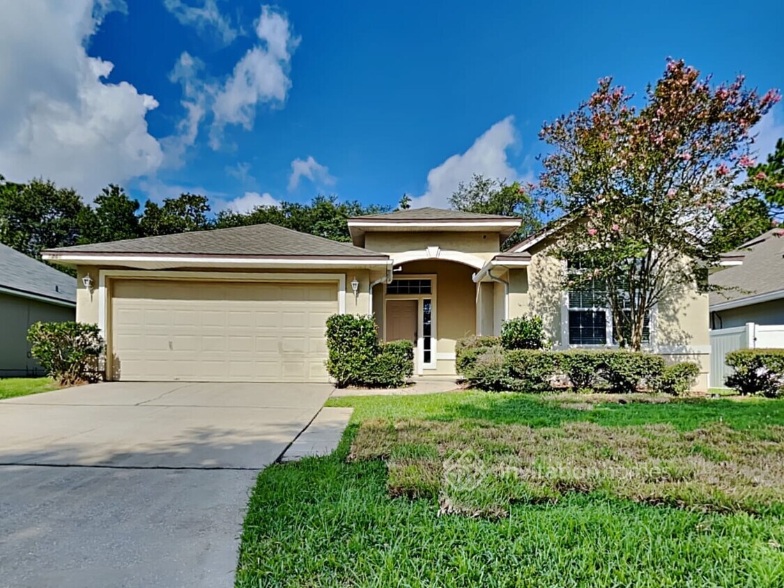 2860 Coachman Lakes Ct, Jacksonville, FL 32246 | Apartments.com