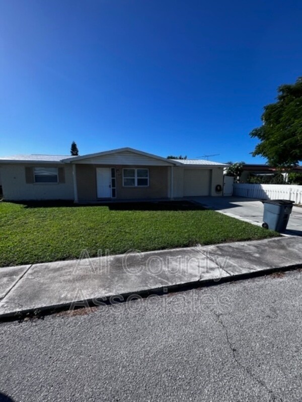 3328 Pinon Dr, Holiday, FL 34691 - House Rental in Holiday, FL ...