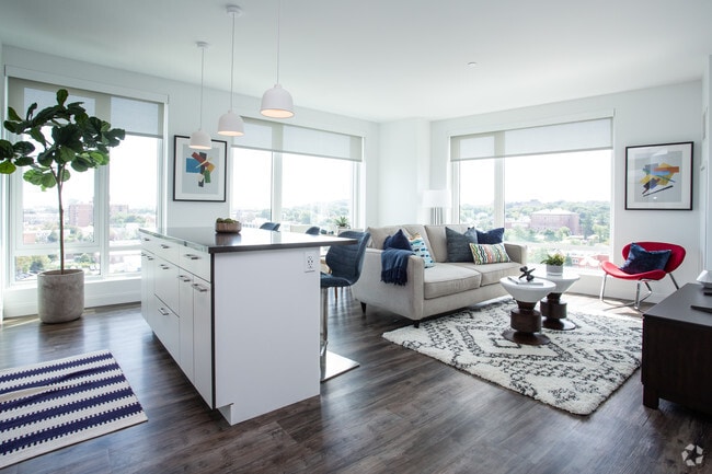 Apartments for Rent with a Swimming Pool in Oak Square, Brighton ...
