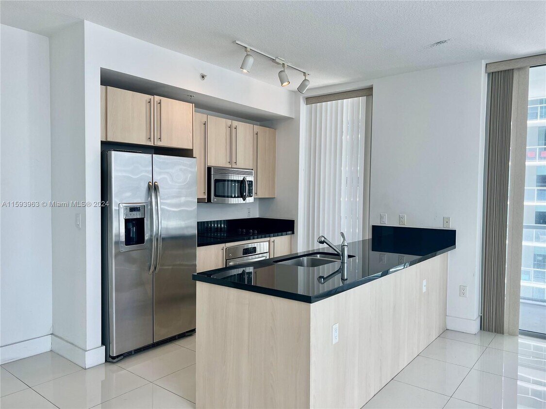 79 SW 12th St Unit 1407, Miami, FL 33130 - Condo for Rent in Miami, FL ...