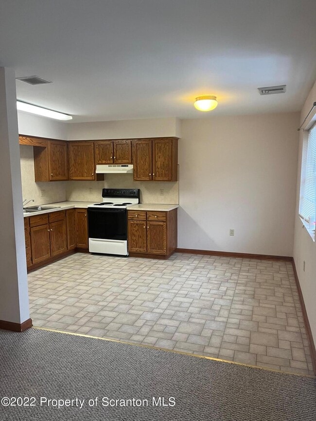 1312 Clay Ave Unit C2l Dunmore Pa 18510 Room For Rent In Dunmore